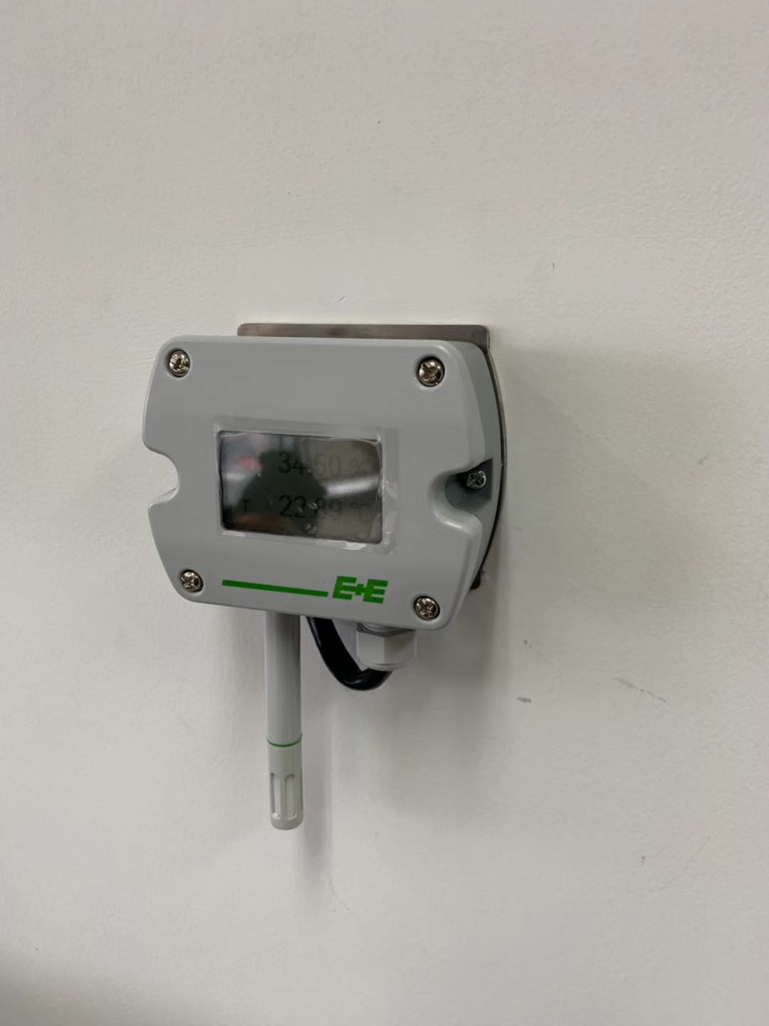 EE210高精度温湿度变送器_洁净工业cleanroom_苏州埃睿测控技术有限公司